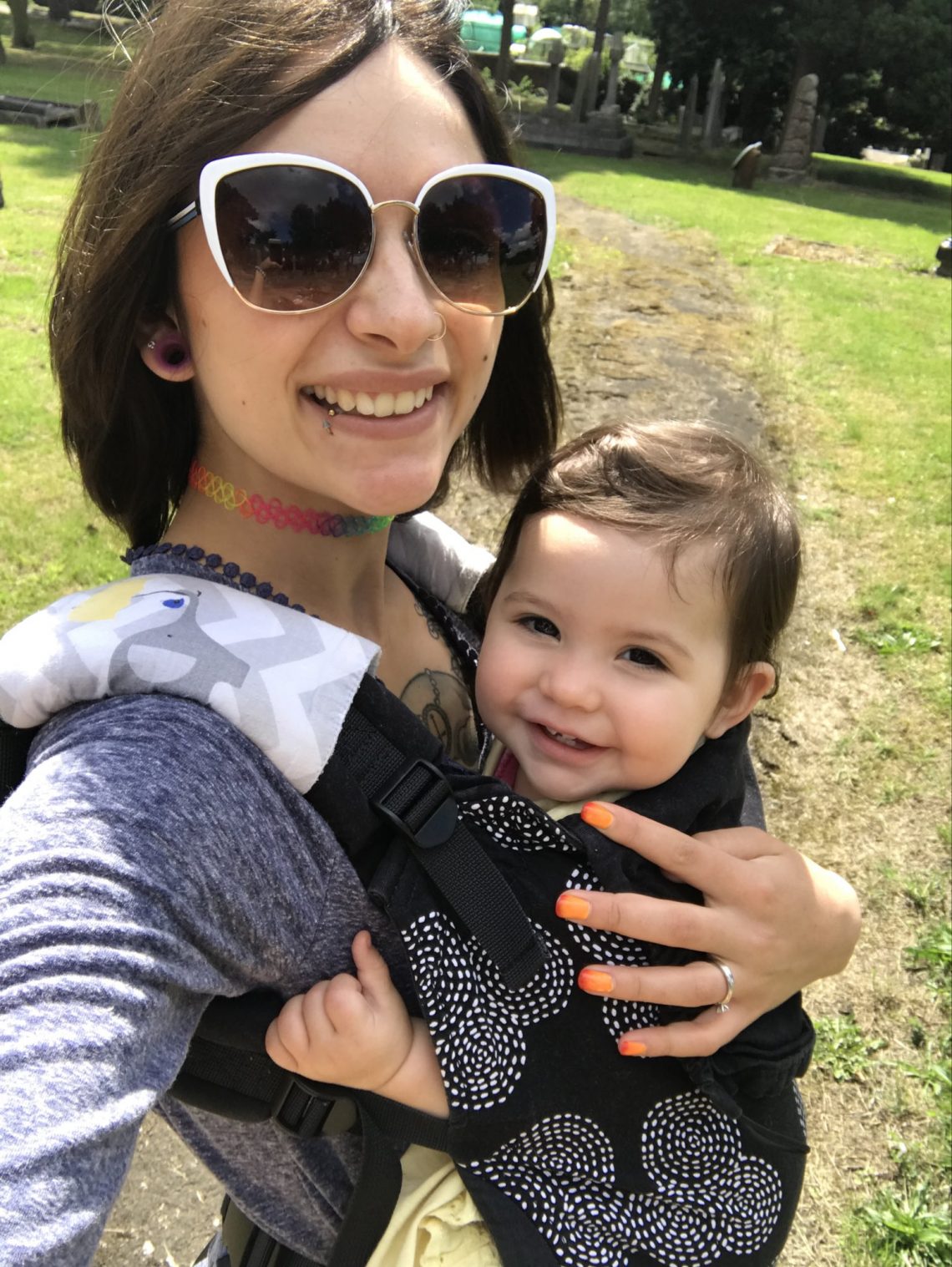 A guide to mastitis when breastfeeding - Boobingit